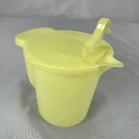 Tupperware | Dining | Tupperwarevintage Yellow Creamer With Pour Spout ...